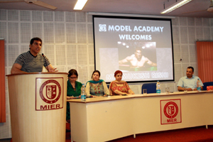 Bollywood Star Mukesh Rishi Visits Model Academy - Daily Excelsior