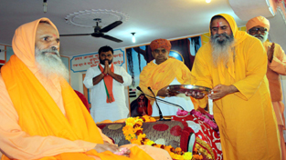 Swami Parmanand Ji delivers religious discourses for 2nd day