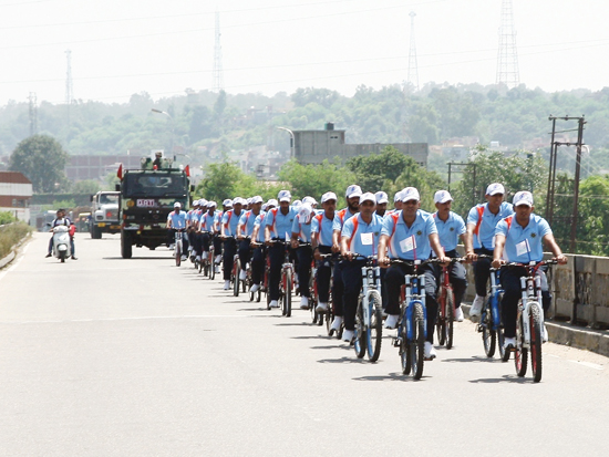 Army organizes Golden Jubilee Cycle Rally - Daily Excelsior