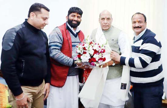 Chanchal Singh meets HM, discusses Jammu issues - Jammu Kashmir Latest ...