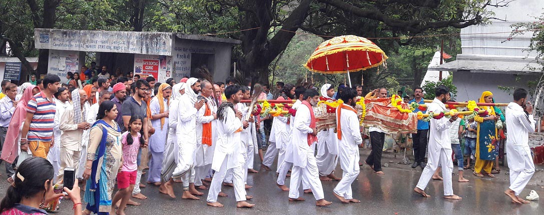 Shobha Yatra marks 2nd day of Aghar Jitto Mela - Daily Excelsior