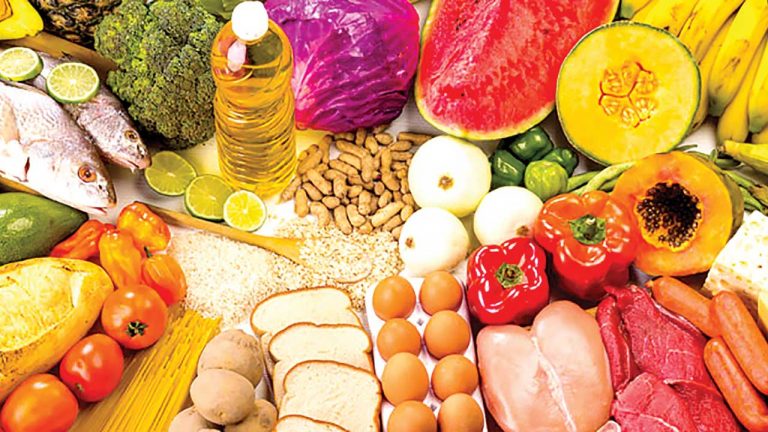 Healthy diet helps protect against malnutrition in all its forms ...