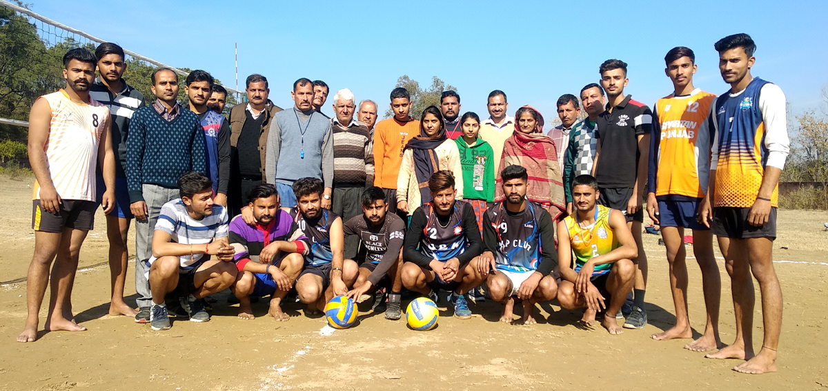 Taloor Volleyball Club to take on Hiranagar Club in summit clash ...
