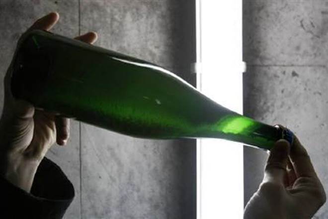 Scientists turn waste glass into everyday products