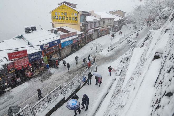 Manali, Kufri, Dalhousie shiver at sub-zero temperatures - Daily Excelsior