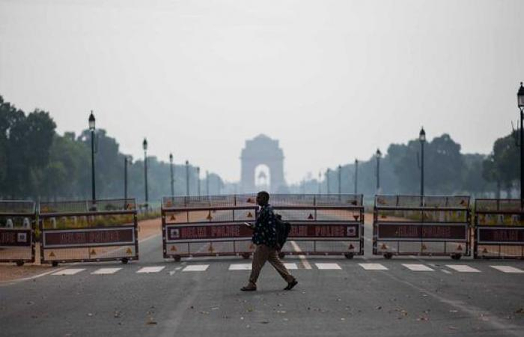 Recovered COVID-19 patients may help cut risk from lifting lockdown ...