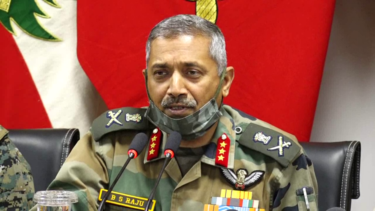 GOC 15 Corps, DGP urge youth to shun militancy, say no pleasure in ...