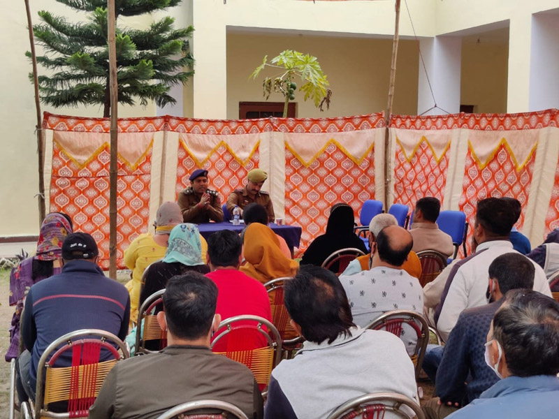 SDPO, SHO interact with Sarpanchs, Panchs in border area - Jammu ...