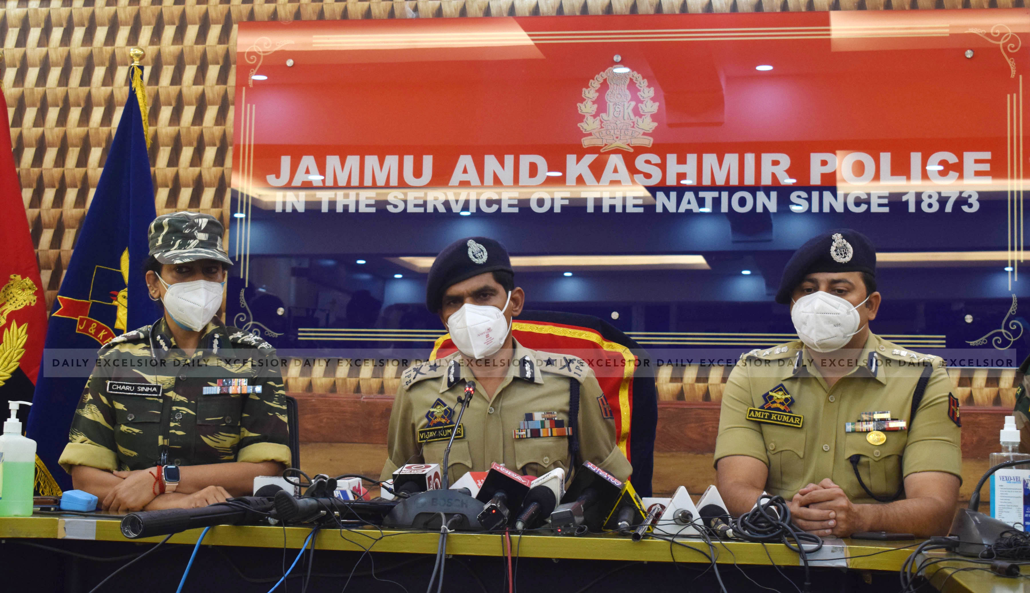 Stop killing off-duty policemen, civilians or face consequence, IGP ...