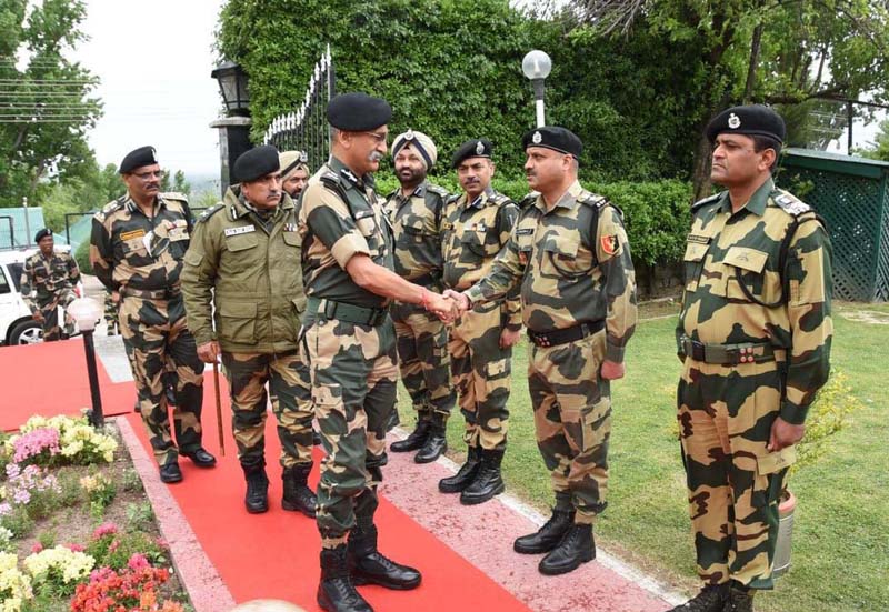 DG BSF reviews operational preparedness - Jammu Kashmir Latest News ...
