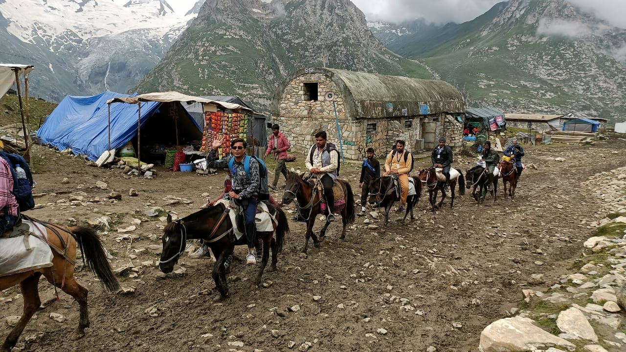 Amarnath Yatra resumes on Baltal route - Jammu Kashmir Latest News ...