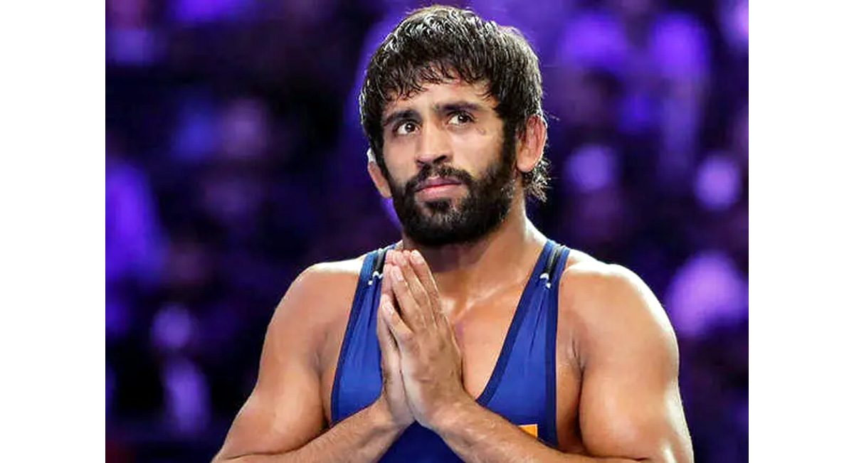 World C'ships: Bajrang back in medal contention, to fight for bronze ...