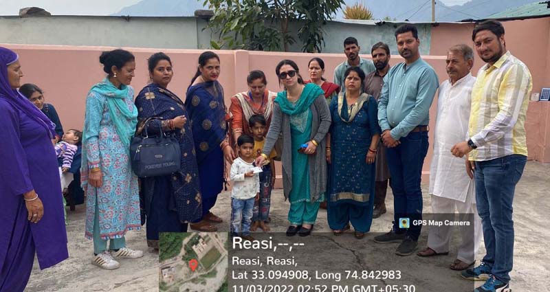 Dy Director DIPR attends "Back to Village" program at Aghar Ballian ...