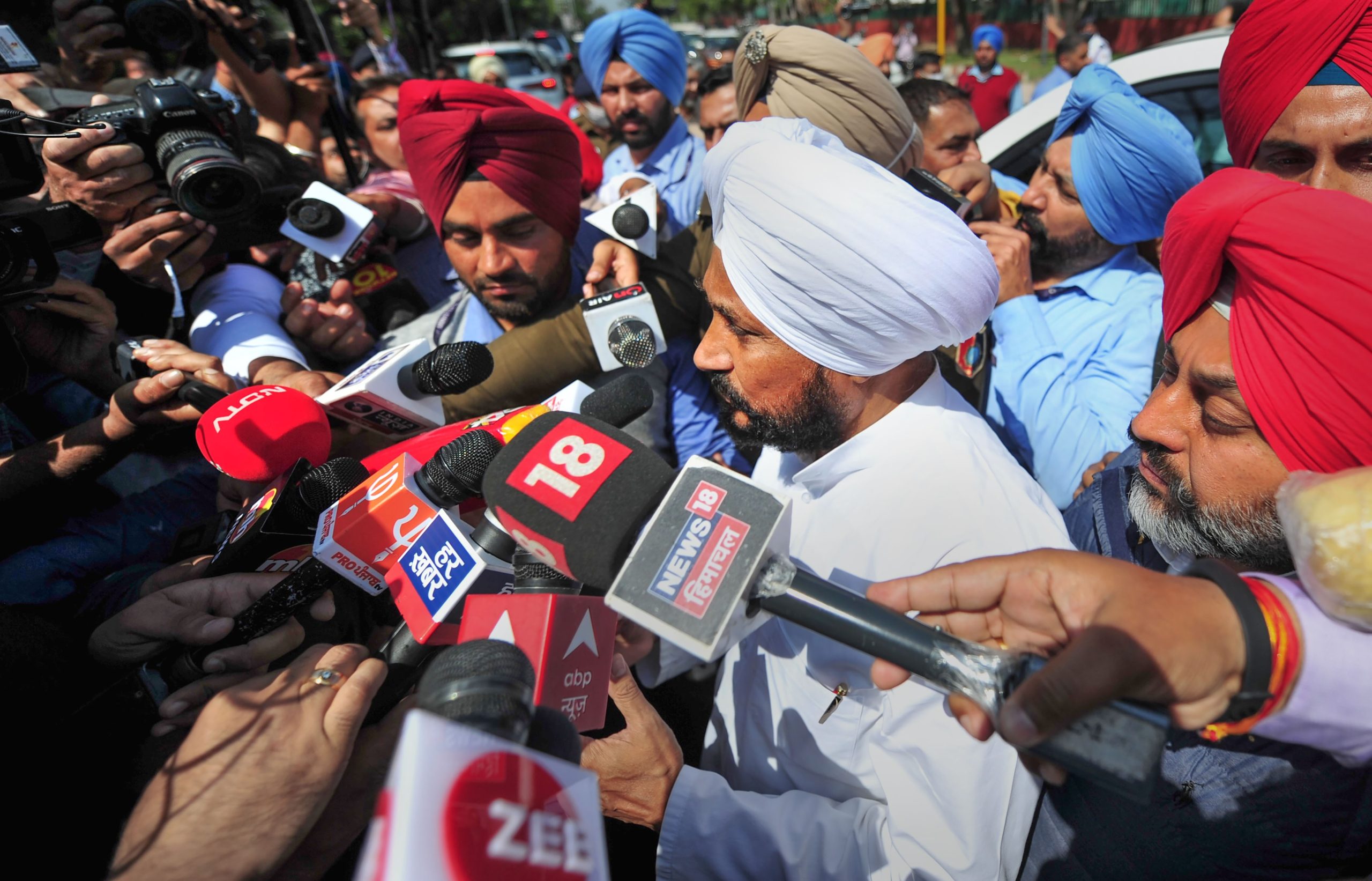 Former Punjab CM Channi Summoned By Vigilance Bureau In Disproportionate Assets Case - Daily ...