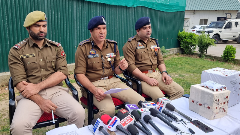 Interstate drug module busted in Sopore, absconding woman among 5 ...