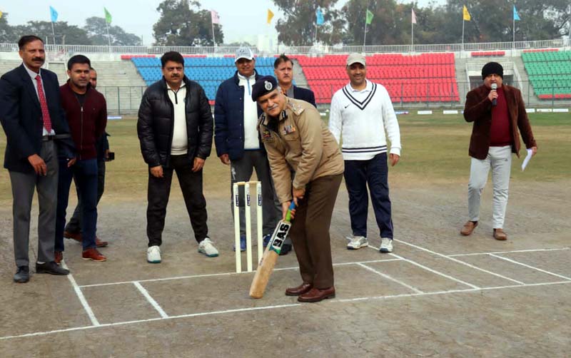 DIG inaugurates 2nd J&K Masters Cricket C’ship - Daily Excelsior