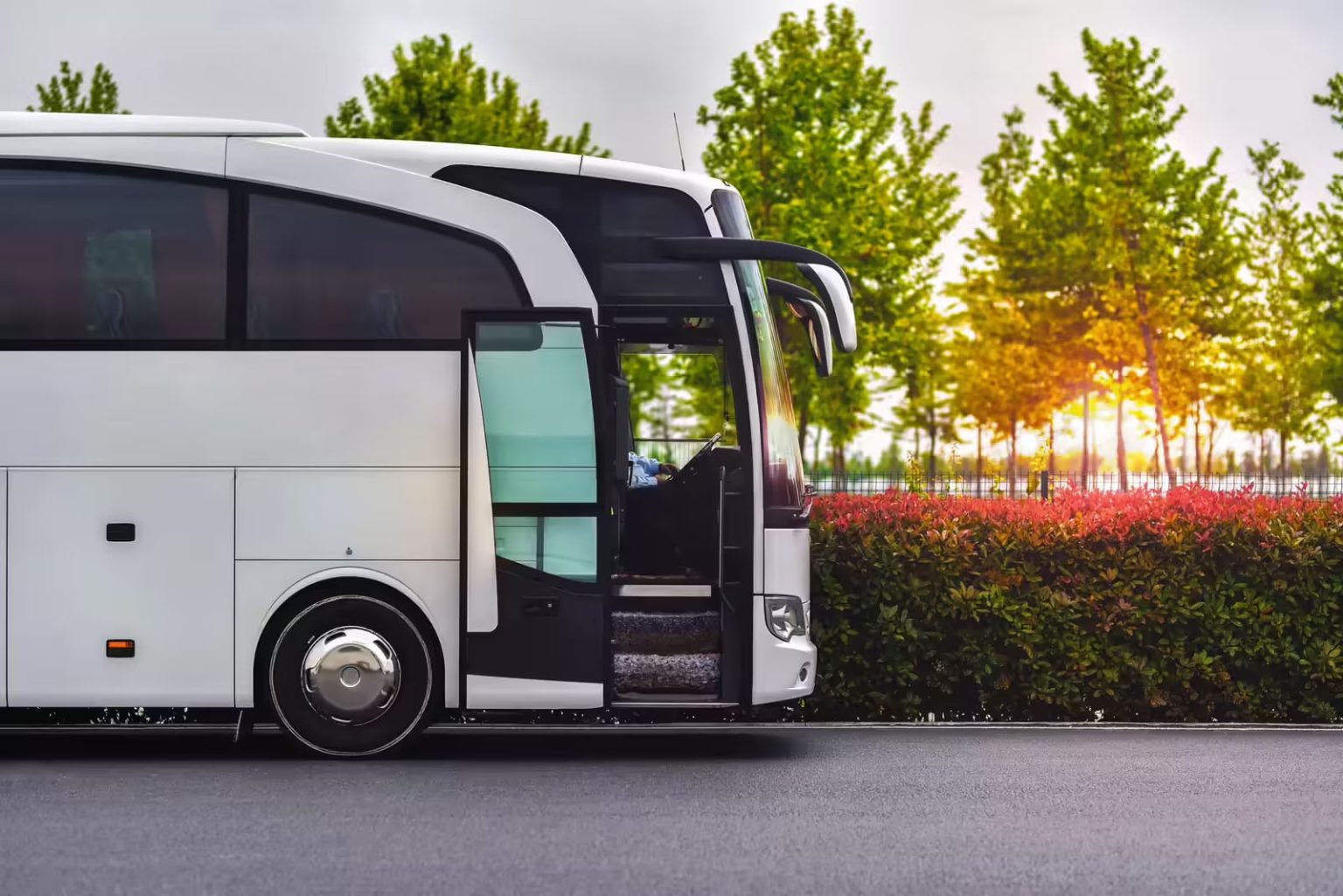 India's intercity bus industry grows 25 pc to 140 mn passengers in Apr ...