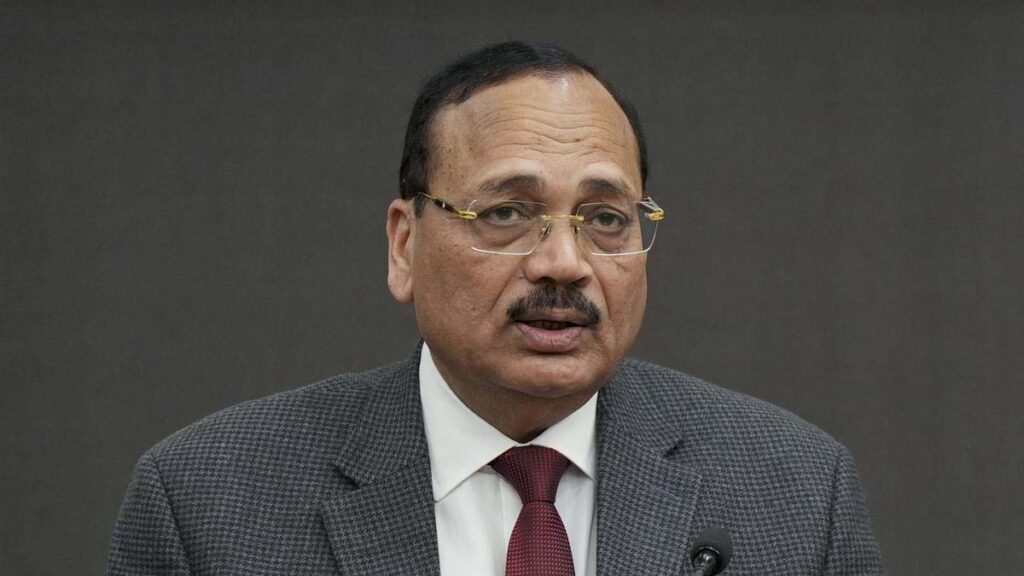 One Or Two Benches Of SC May Sit On Dec 22 To Hear Urgent Cases: CJI ...