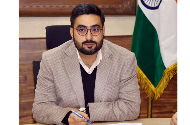 DC Srinagar reviews status, progress of JKCIP, HADP implementation ...