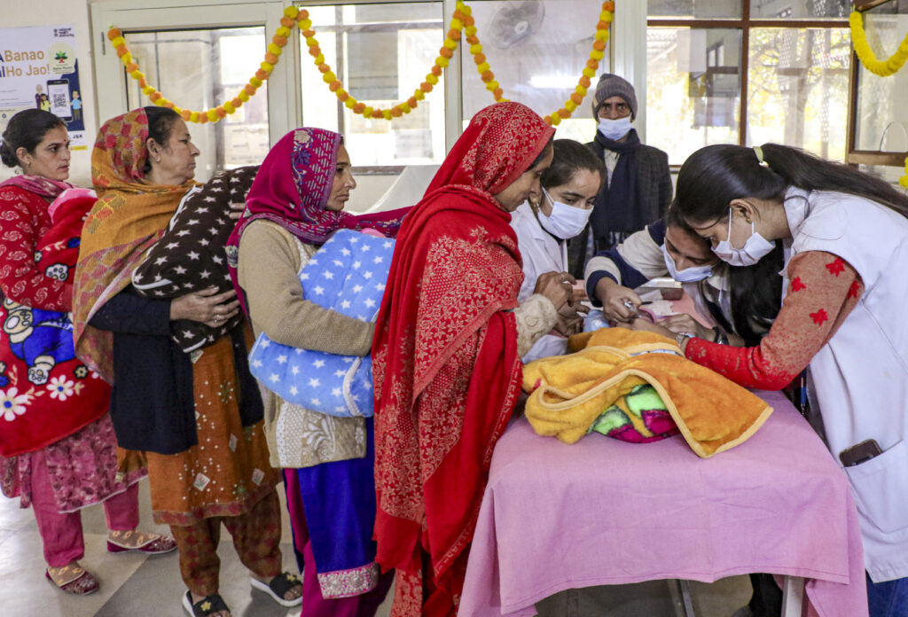 J&K Carries Out Pulse Polio Drive, CM Abdullah Vows To Make UT Polio ...