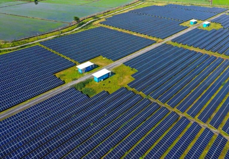 Vikran Engineering bags Rs 2,000 cr solar projects order in Maharashtra ...