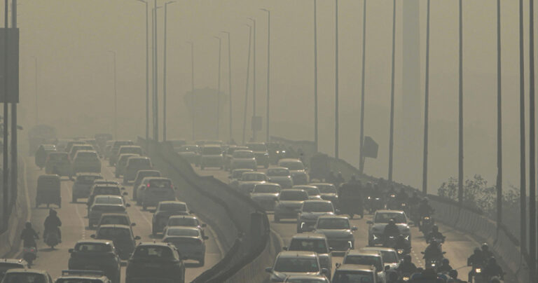 Delhi's minimum temperature rises to 4.3 degrees Celsius as cold snap ...