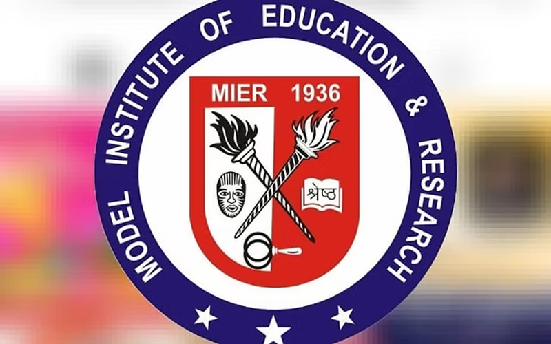 MIER CC enters final with 4-wicket win over Janta Sports - Daily Excelsior