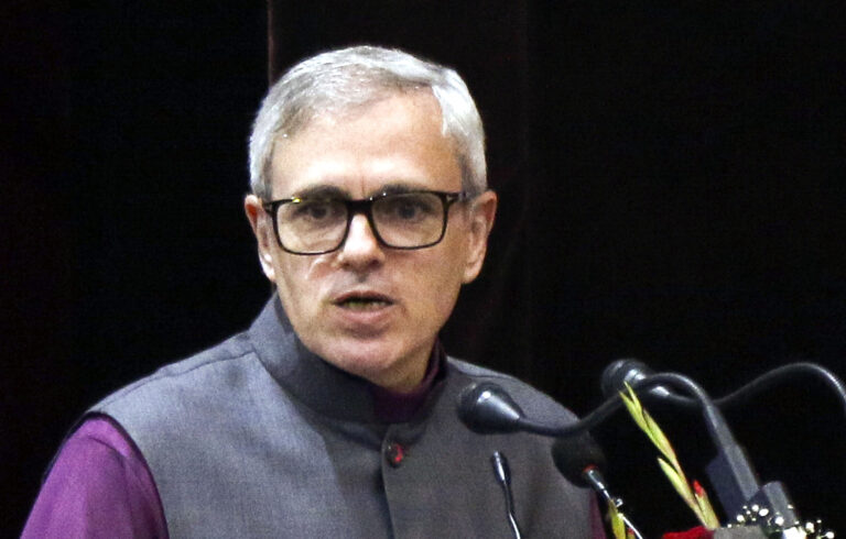 CM Omar Abdullah Pushes J&K As Attractive Filmmaking Spot, Eyes Tie-Up ...