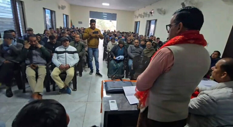 BJP leaders pay tribute to Vajpayee - Daily Excelsior