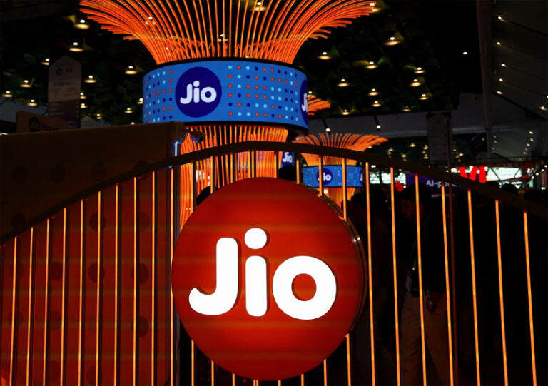 Jio Platforms profit rises 13 pc to Rs 7,935 cr in Q4 - Daily Excelsior