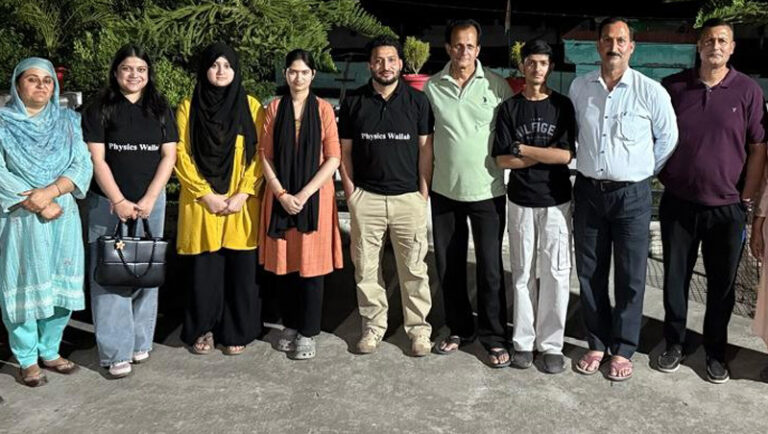 194 JKBOSE Wallah students score 90 percent and above in Class 12th ...