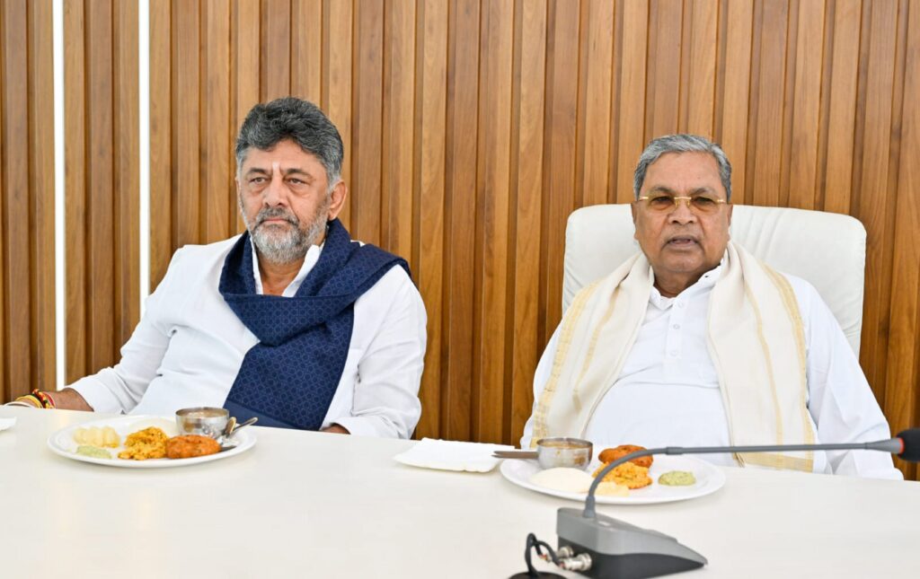 Siddaramaiah informs cabinet colleagues of his decision to step down ...