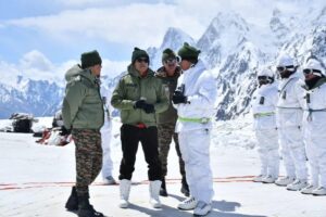 Defence Secy Reviews Operational Preparedness In Leh Sector - Daily ...